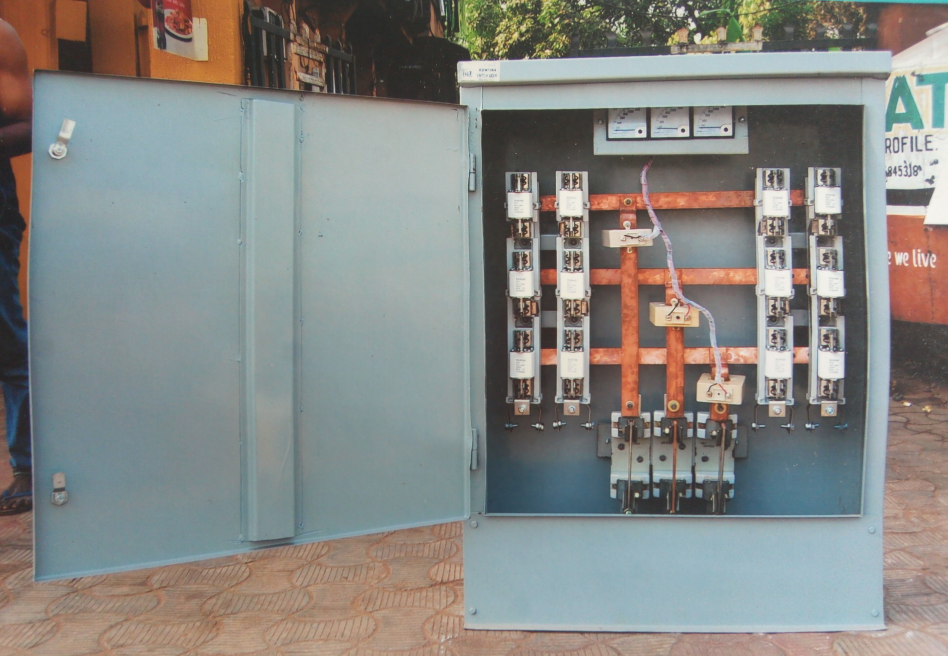 products – Rowtina Switchgears Ltd